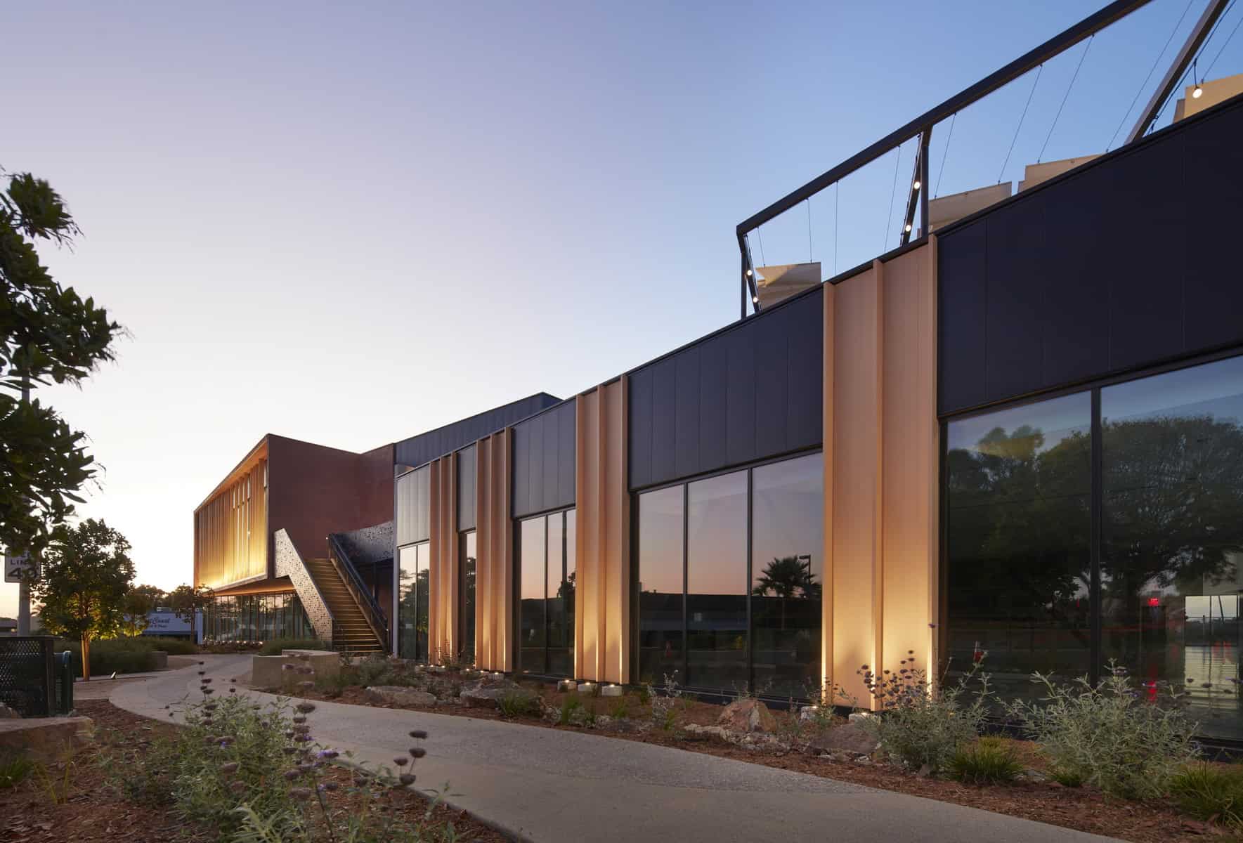 Nancy Ridge Life Science and Office Building - San Diego Architectural ...